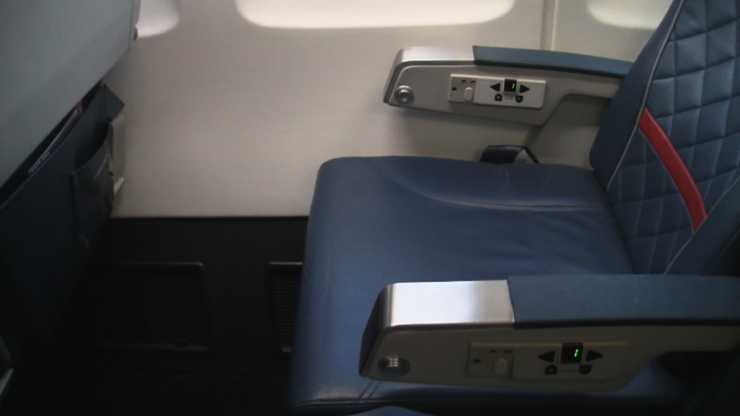 Delta 757 Seating That has us Looking for Comfort...and Plus. - modhop.com