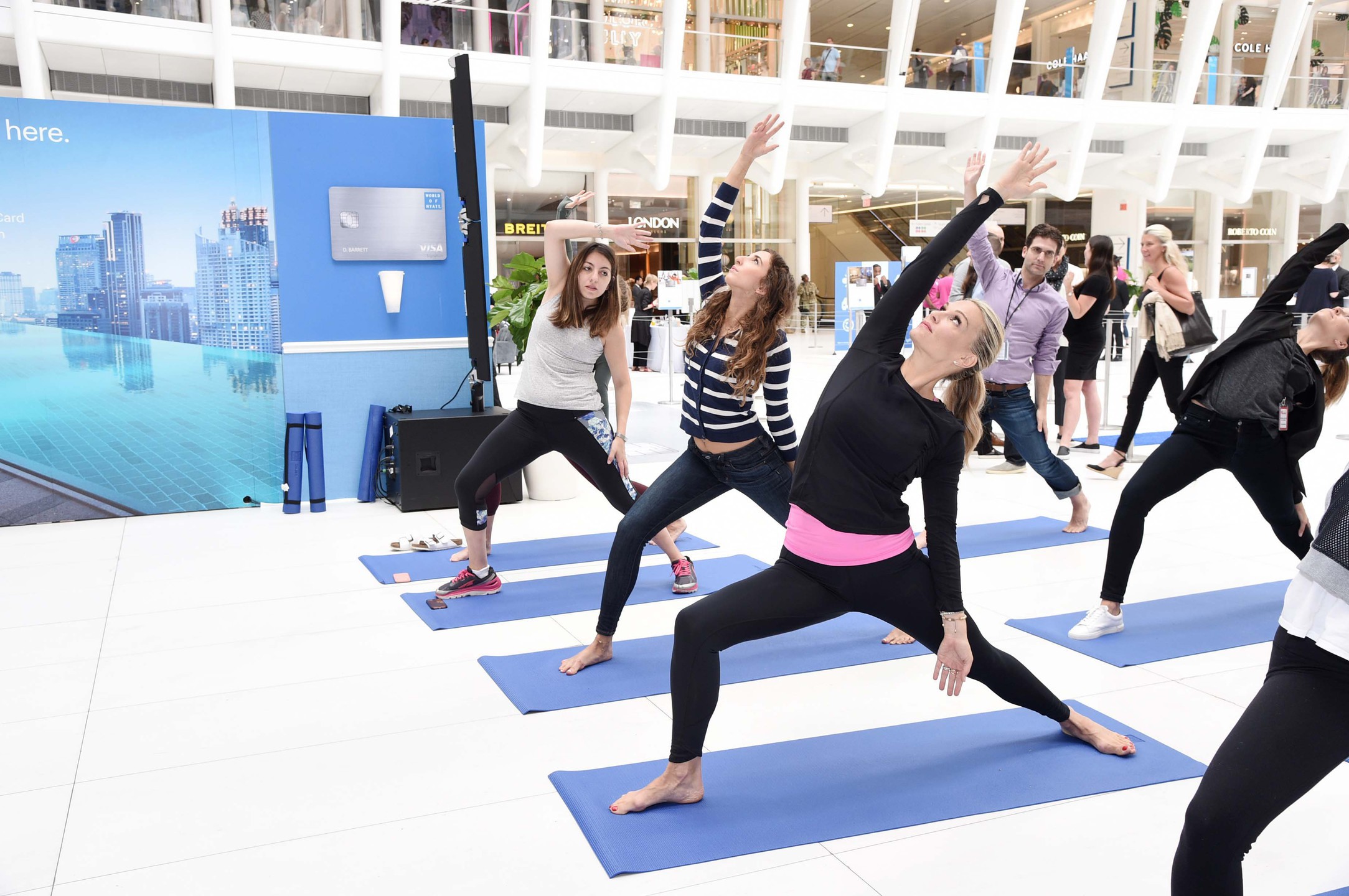 Molly Sims - modhop.com